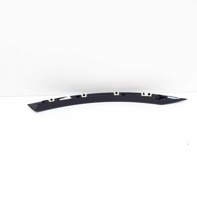 Land Rover Discovery L462 Rear Right Wheel Arch Molding LR117002 ...