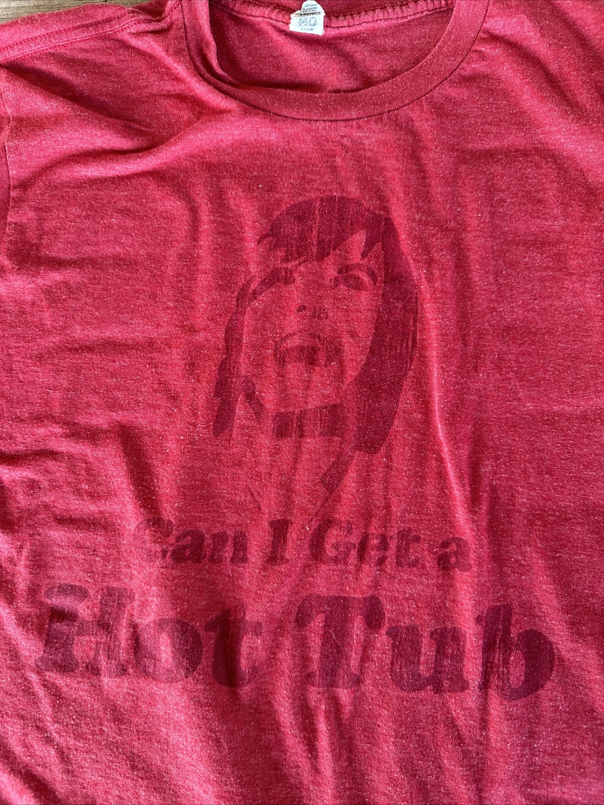 Vintage State Farm Hot Tub T Shirt Size Medium - Gem