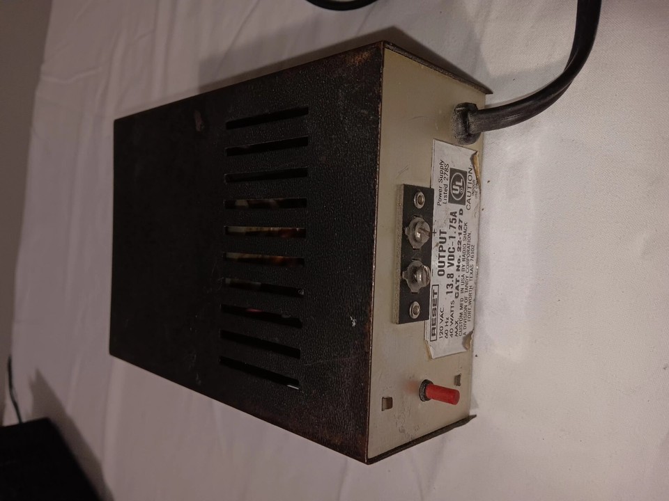Vtg Micronta Regulated 12 Volt 1.75 Amp Power Supply Cat No 22-127 D ...