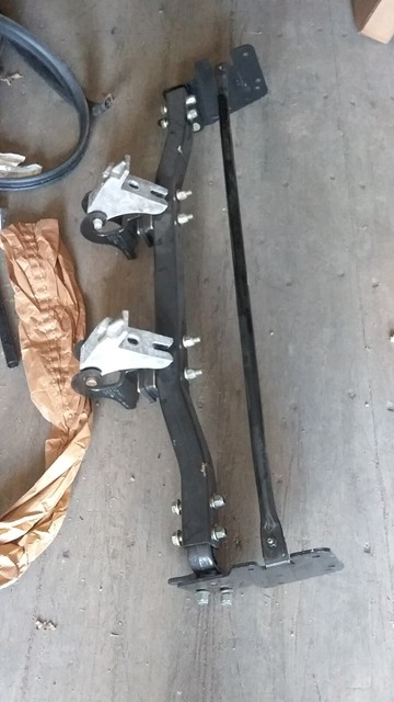 Pivot Assembly Hood Hinge Kenworth Peterbilt L48-6089-002 for sale ...