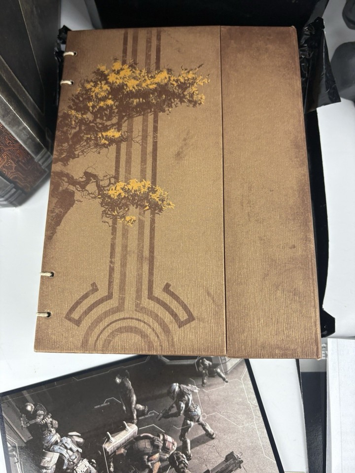 Halo Reach Legendary Edition Xbox 360 Box,statue,journal,game + Extras ...