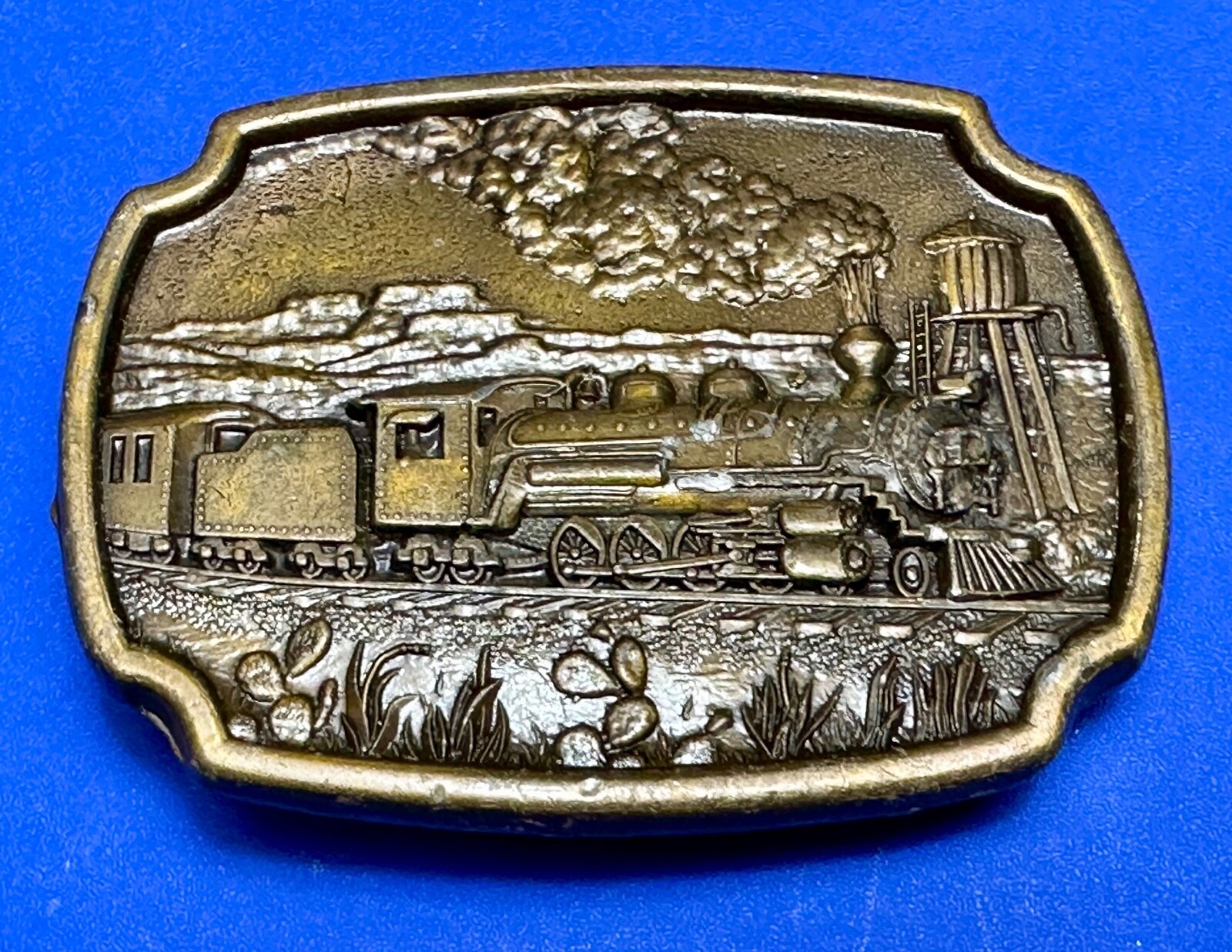 Steam Locomotive Train Car On Tracks Vintage Belt Buckle By Xoleaco A12 ...
