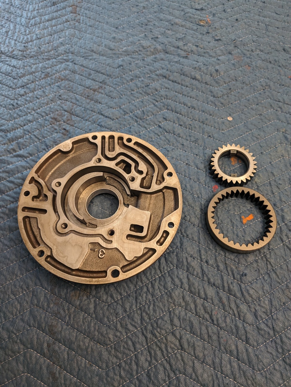 USED TH 400 FRONT PUMP 6BOLT | eBay