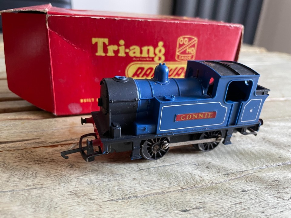 Triang Railways R355 0-4-0 Industrial Loco "Connie" Blue Livery. In Box ...