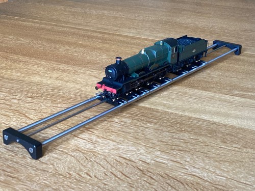 OO / HO Rolling Road. Not unlike Hornby or DCC Concepts but cheaper ...
