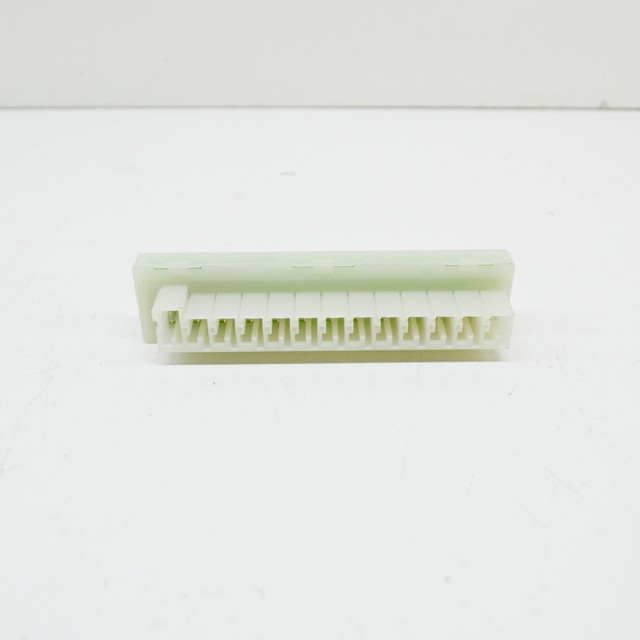 Mercedes-Benz CLA Coupe C117 Energy Power Distributor A0009820212 ...