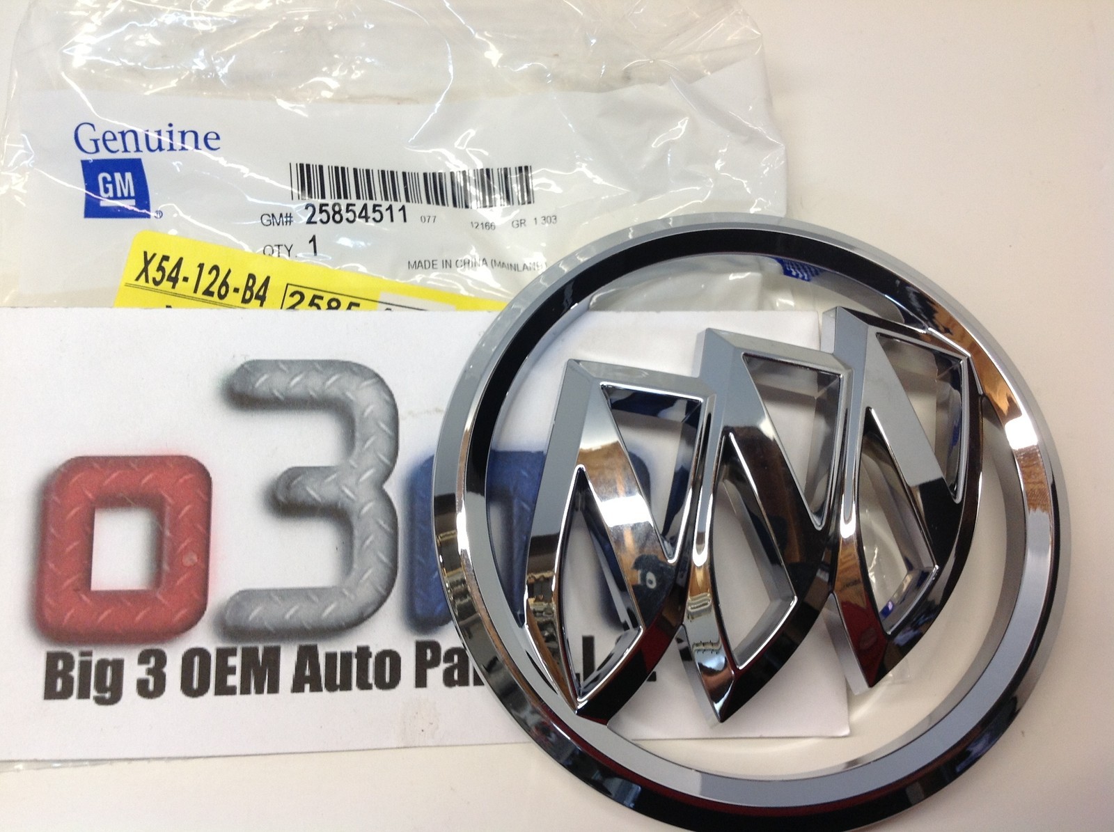 08-13 Buick Enclave 08-12 Lucerne Tri-Shield Front Grille Chrome EMBLEM ...