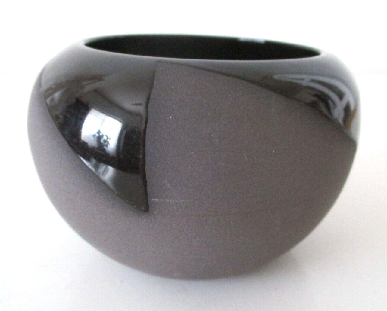 Santa Clara Pueblo Native American Black Pottery Seed Pot Signed LA 3. ...