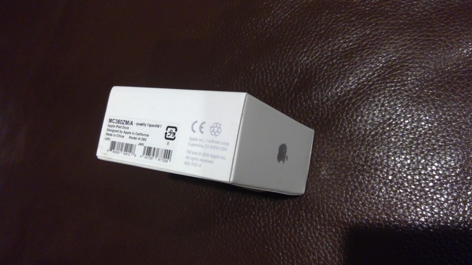 NEW Genuine Apple iPad 1, 2, 3 30-Pin Charging Dock Stand A1352 1st 2nd ...