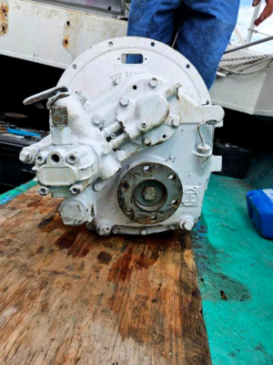 ZF Marine 220A , 2.04:1 Ratio Transmission / Gearbox USED TAKE OFF | eBay