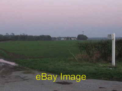 Photo 6x4 Thornholme Moor Farm Harpham Looking east over cropland to ...