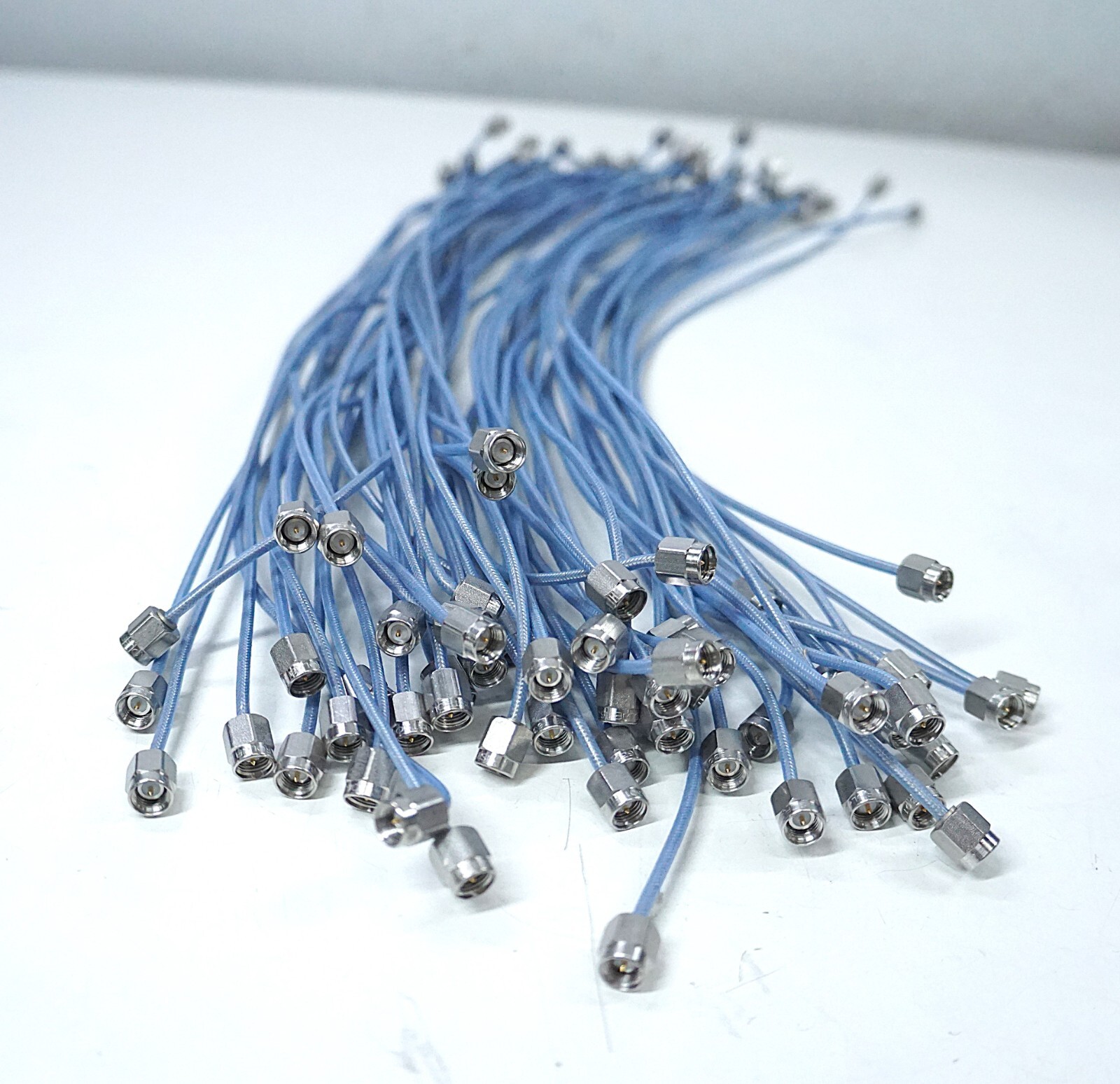 Lot of 60 Astrolab HUBER+SUHNER MINIBEND-16 RF Cable Assembly,SMAplug ...