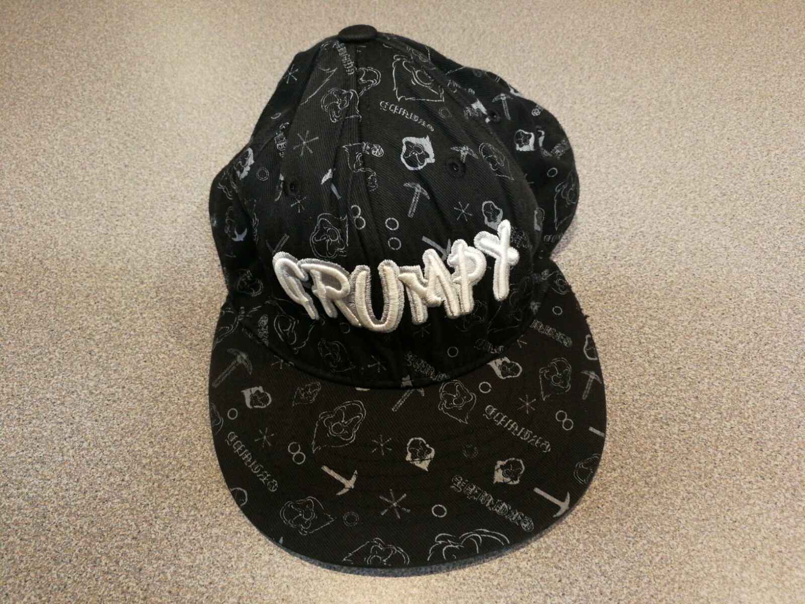 DISNEY GRUMPY Print Hat Cap Disneyland Resort Black W… - Gem