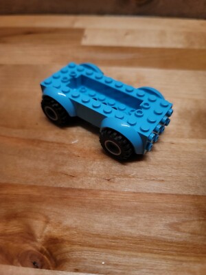 LEGO VEHICLE BASE WITH MUDGUARDS AND WHEELS LIGHT BLUE # 11650 (E3) | eBay