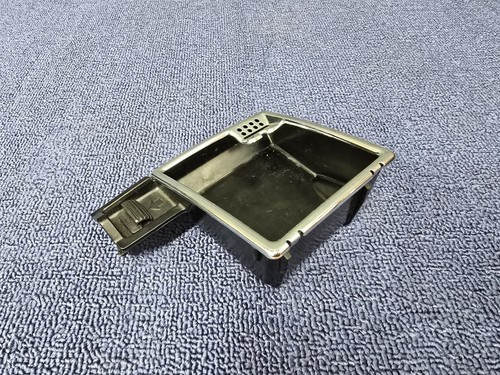 2006-2010 W219 AMG CLS63 OEM FRONT CENTER CONSOLE CIGARETTE CHANGE TRIM ...