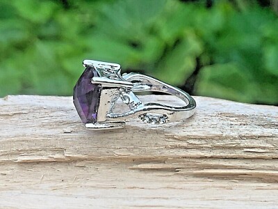 Purple Resin Cut Gemstone White Crystal Rhinestones Ring - Size 6.25 ...