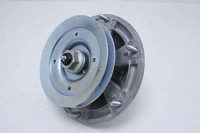 Genuine John Deere Mower Deck Spindle AM141457 48C 54C 60 60D X465 X475 ...