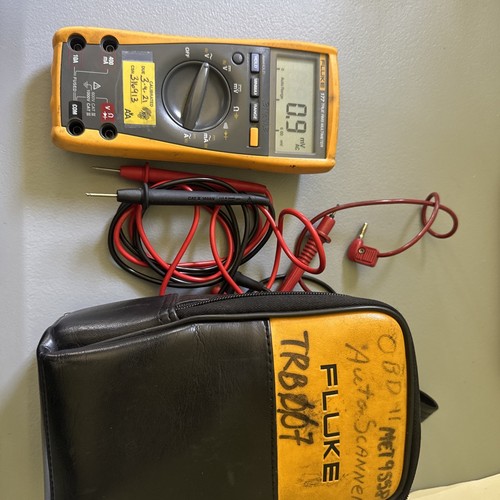 Fluke 177 True RMS Digital Multimeter Backlight with case and leads | eBay