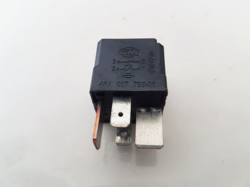 7M0951253A 95VW105705CA Relay module for Audi TT UK1047622-04 | eBay UK