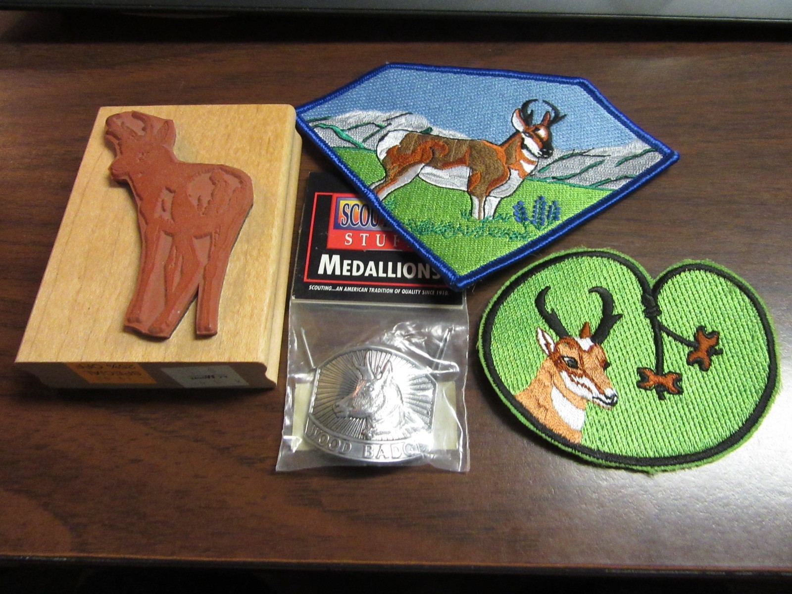 Antelope Wood Badge Rubber Stamp, Hiking Stick Medallion & Patches TH1 ...