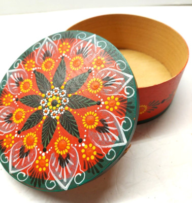 Hand Painted Amish/Shaker/Penn. Dutch Wooden Box, Red/Yellow/Green ...