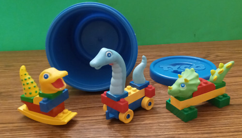 Tyco Super Blocks - Deluxe Dinosaur Building Set - Complete FREE ...