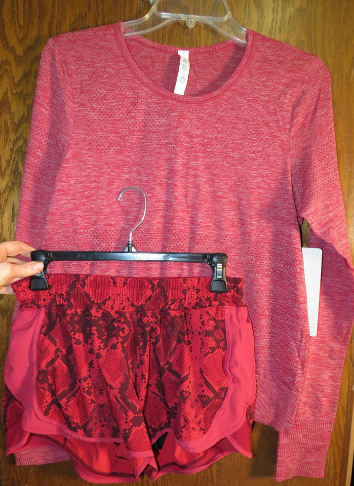 Lululemon 8 Tall Pace Rival Skirt II Cranberry Mini Ziggy Snake Red ...