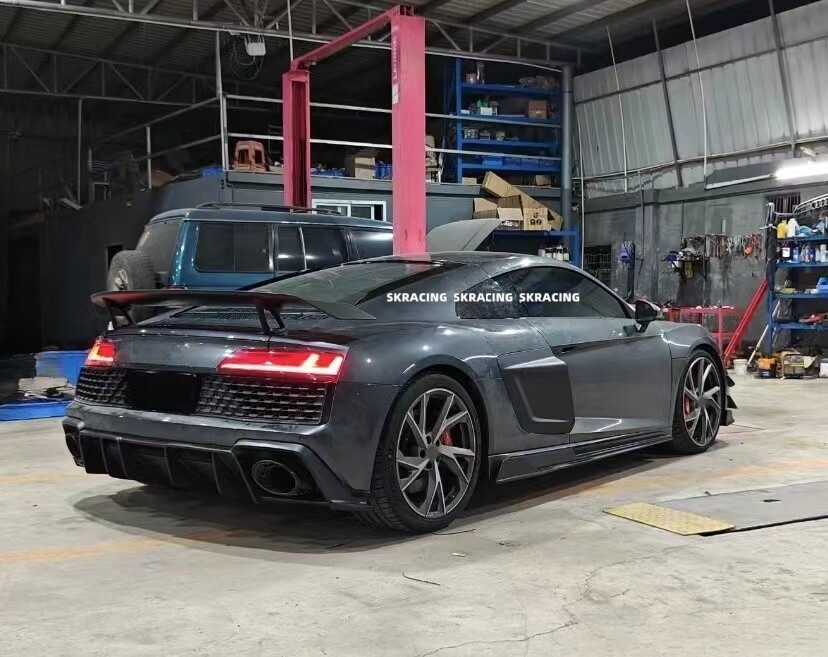 For 2020-2023 Audi R8 V10 Dry Carbon Fiber Door Fenders Side Blade ...