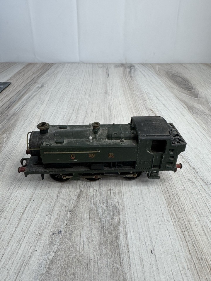 TRIANG HORNBY GRAHAM FARISH OO GWR 0-6-0 CLASS 94XX TANK LOCOMOTIVE ...