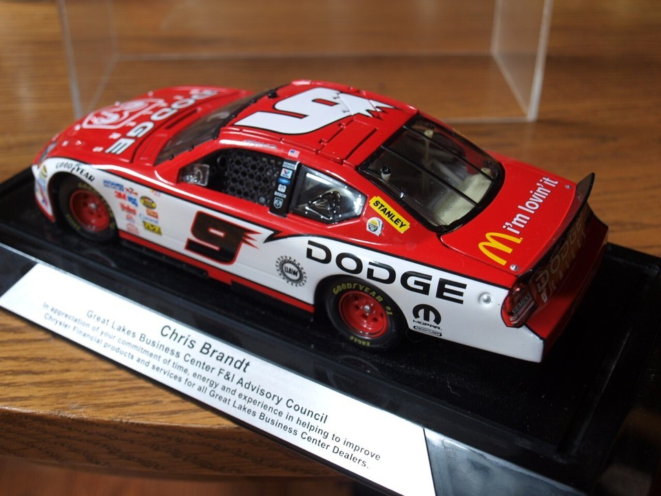 1:24 Action Nascar Kasey Kahne #9 DODGE DEALER 2006 Standard Paint w ...