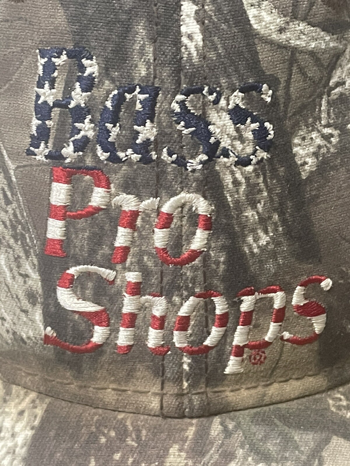 RARE BASS PRO SHOP MENS CAMOUFLAGE-FLAG COLOR EMBROID… - Gem