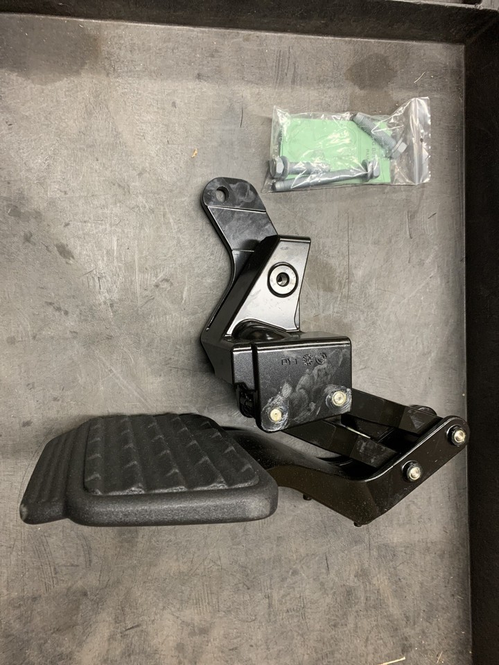 Mopar Bed Step For 2020-2024 Ram 1500 With Multi-function Tailgate ...