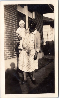 1929 Photo - White Baby with African American Nanny - June Warren Wells ...