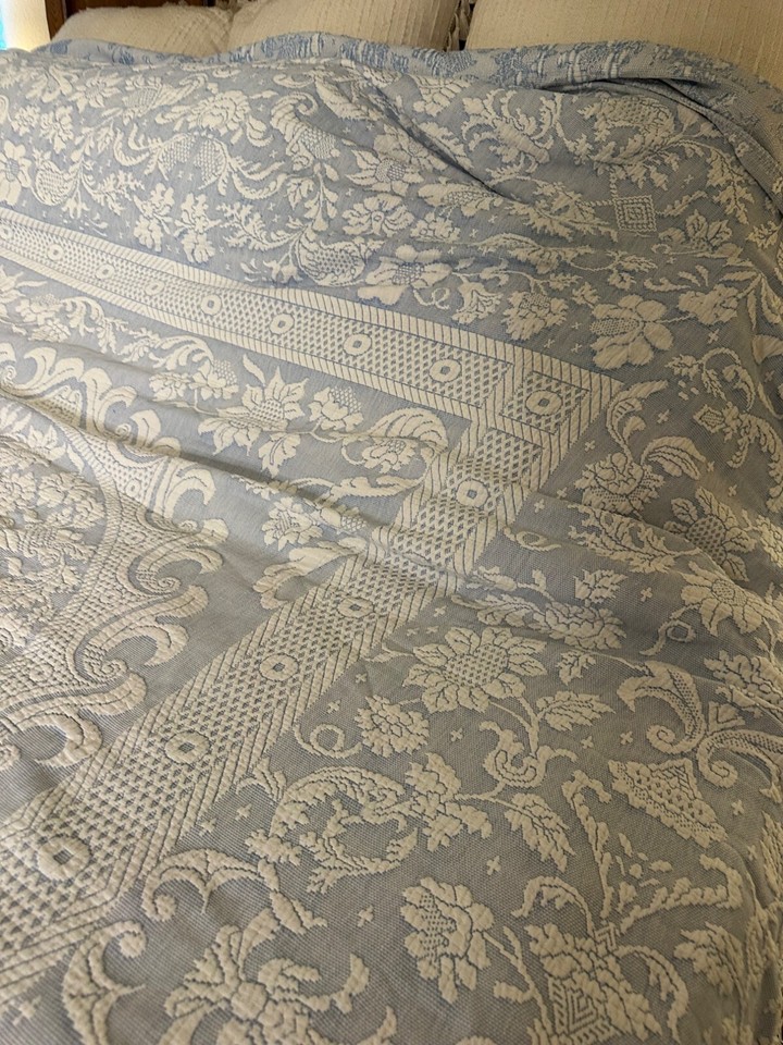 VTG Queen Elizabeth Matelasse Floral Cotton Q Bedspread fringe Cottage ...