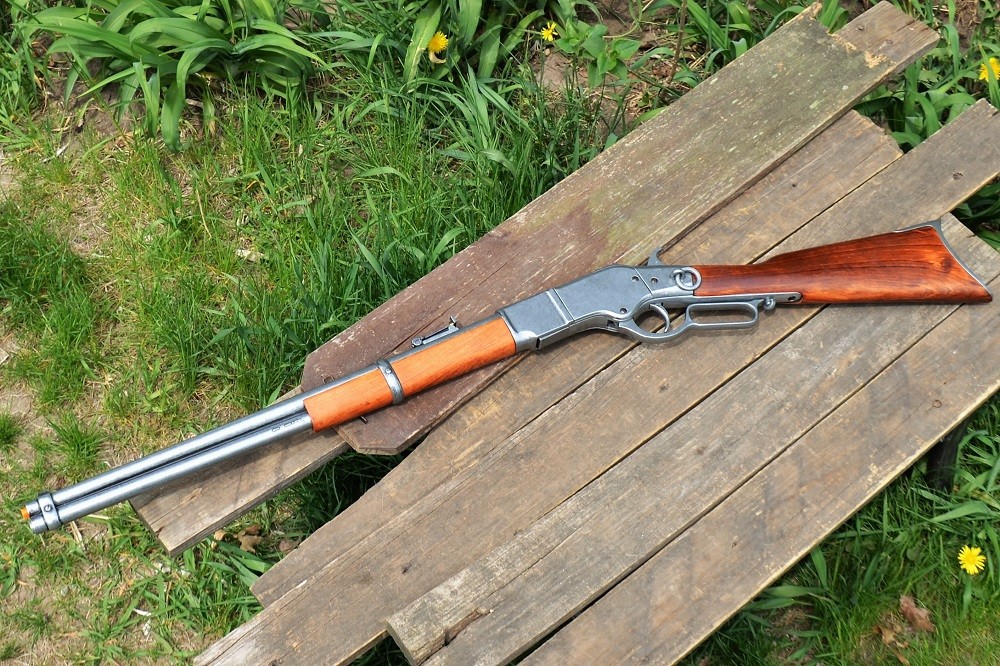 Winchester M1866 Lever-Action Carbine Rifle - 1866 - Non-Firing Denix ...