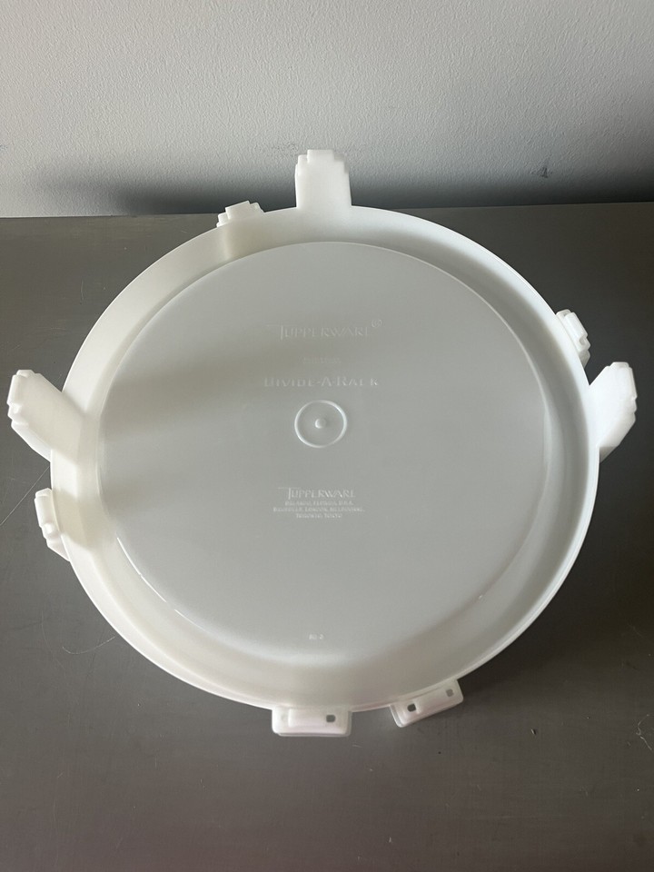 Vtg Tupperware 1954 Millionaire Line 12 3/4” #224-1 Lid 256-4 & Pie ...