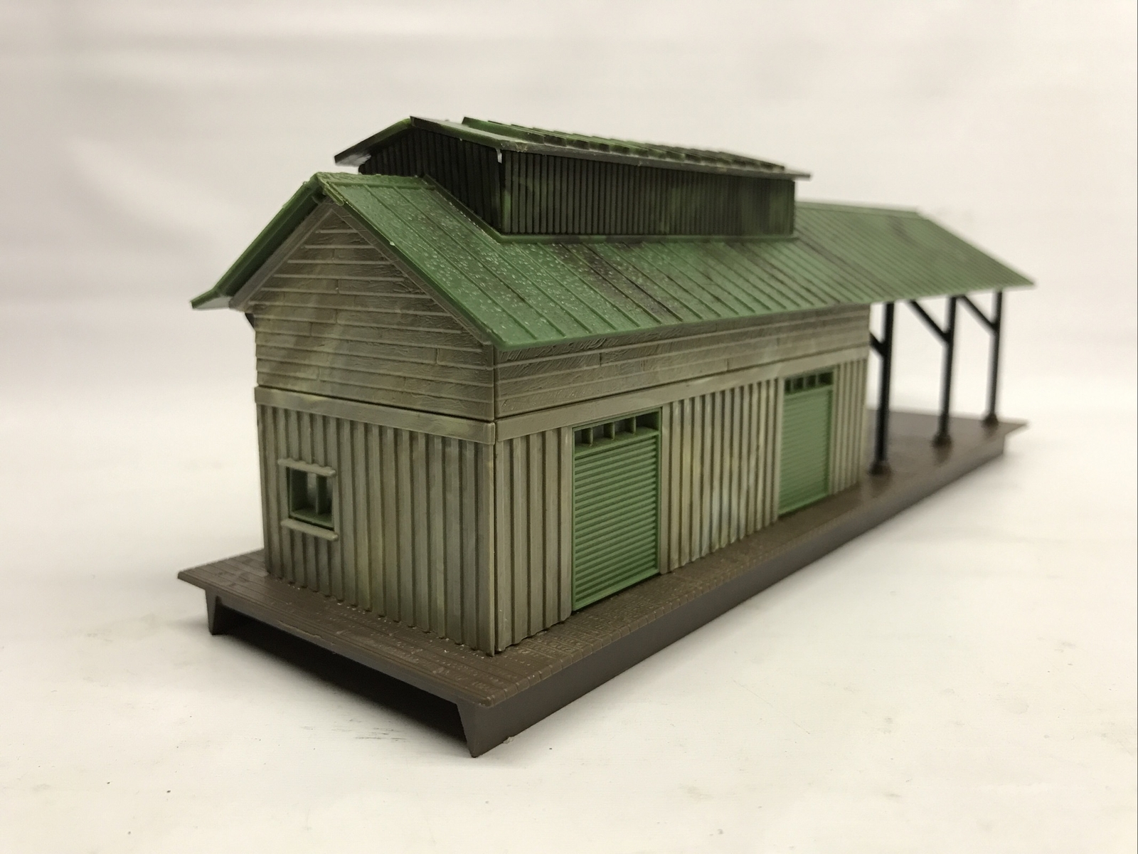HO Scale Heljan B134 FREIGHT STATION Model Railroad Building BUILT | eBay