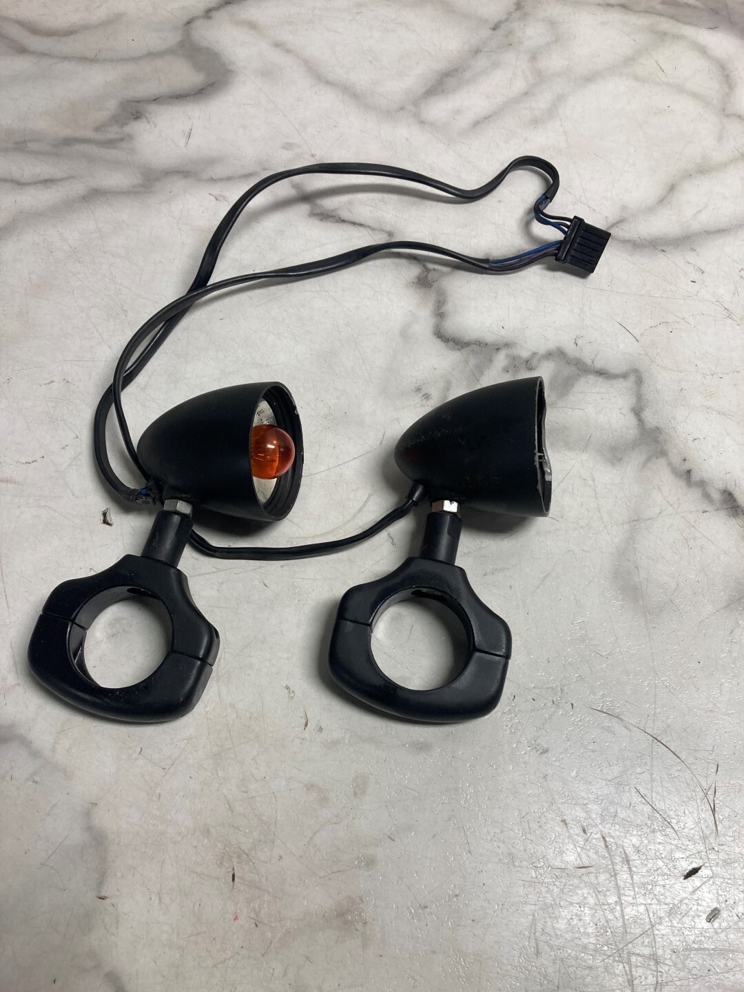 08 Harley FXSTB Softail Night Train front turn signals blinkers right ...