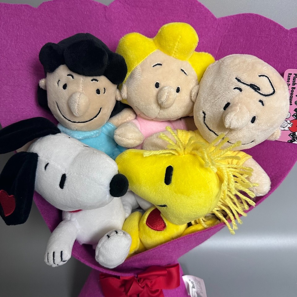PEANUTS Snoopy Woodstock Charlie Lucy 16" Valentine's Plush Bouquet ...