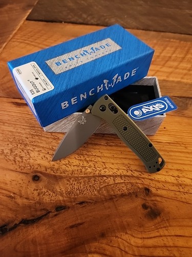 *Benchmade Bugout 535GRY-1 CPM-S30V Stainless Steel Ranger Green ...