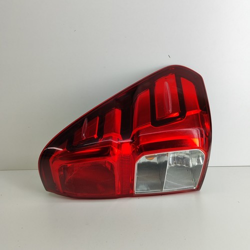 TOYOTA HILUX 8 AN110 Rear Right Tail Light 81550-0K261 2017 24389828 ...