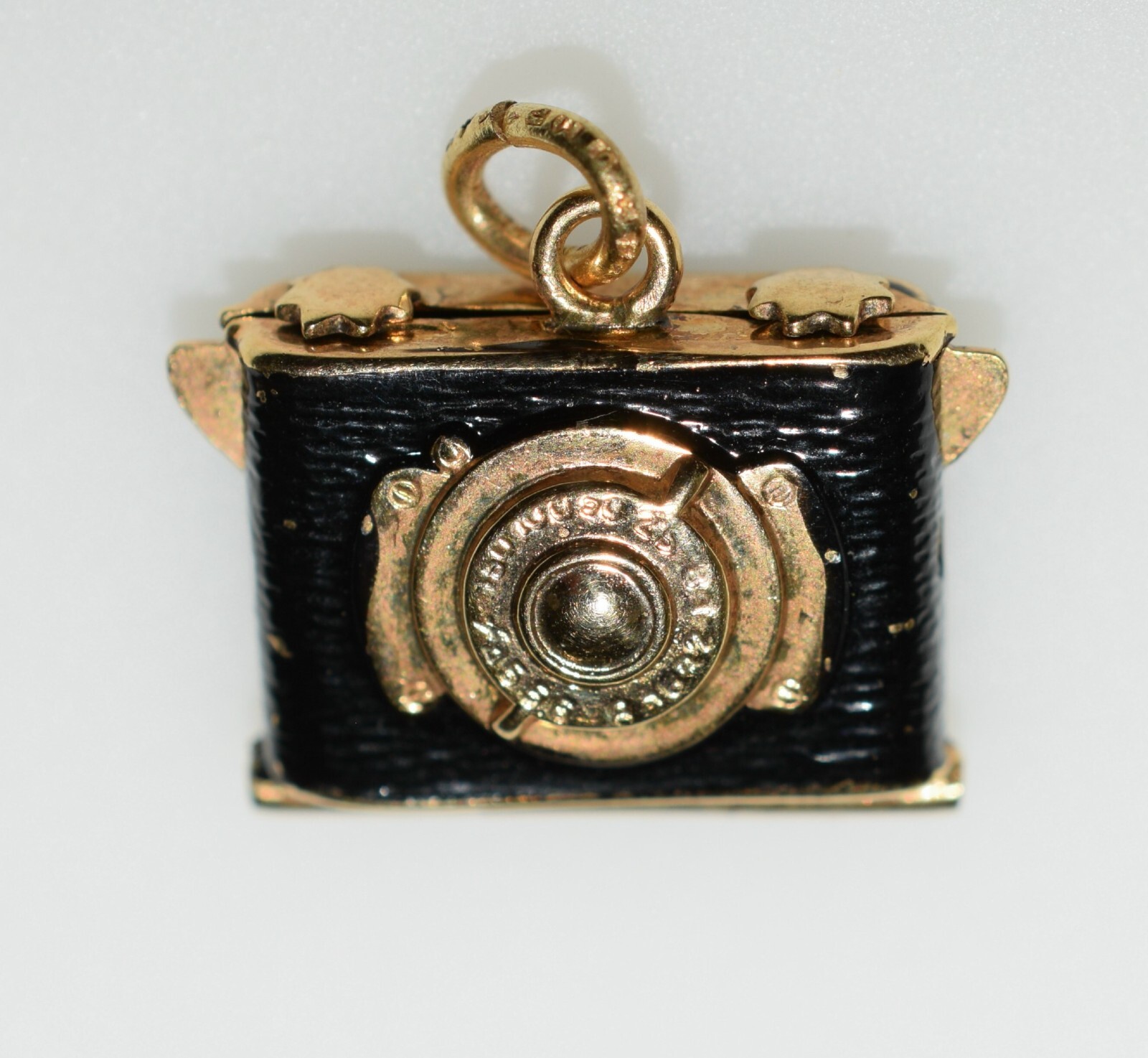 14K Gold Charm Vintage Movable Camera Photo Frame Ar… - Gem