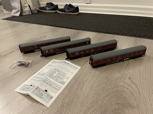 Bachmann 32-645 4-Car 4TC Unit In London Underground Livery | eBay UK