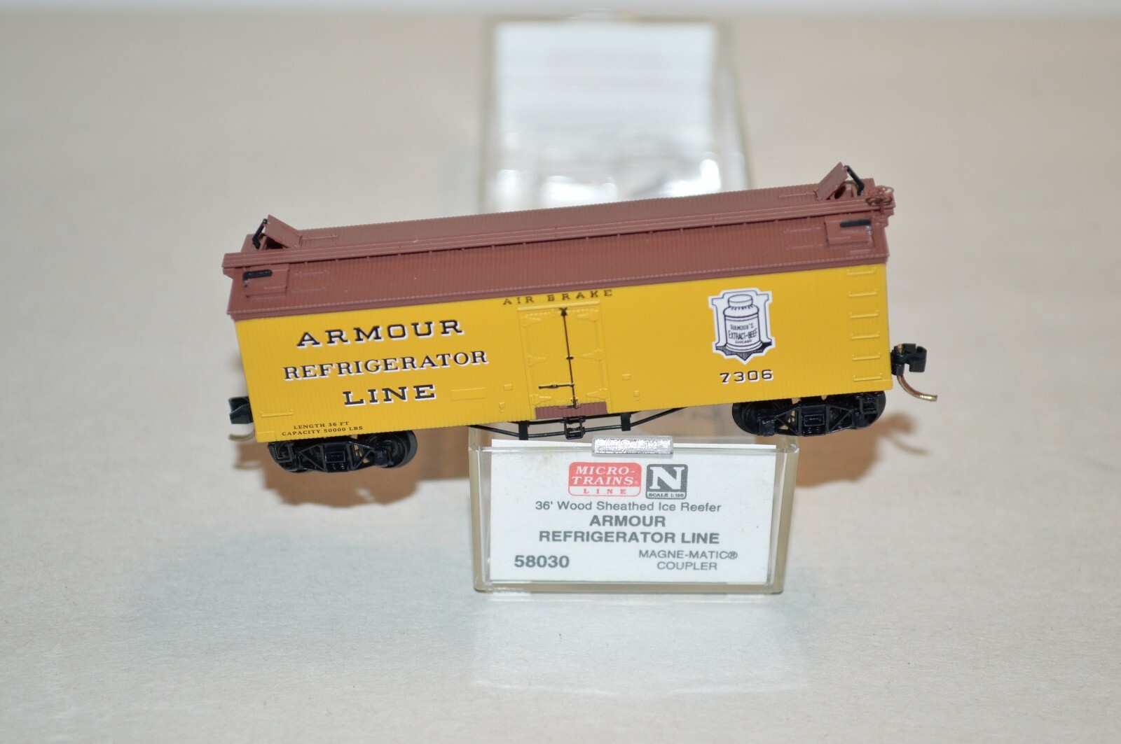 N scale MTL Micro-Trains Line Armour Meat Refrigerator Line 36 ...