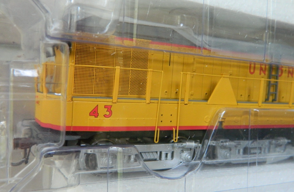 Athearn Genesis HO Union Pacific GE U50 Locomotive w/ Tsunami Sound # ...