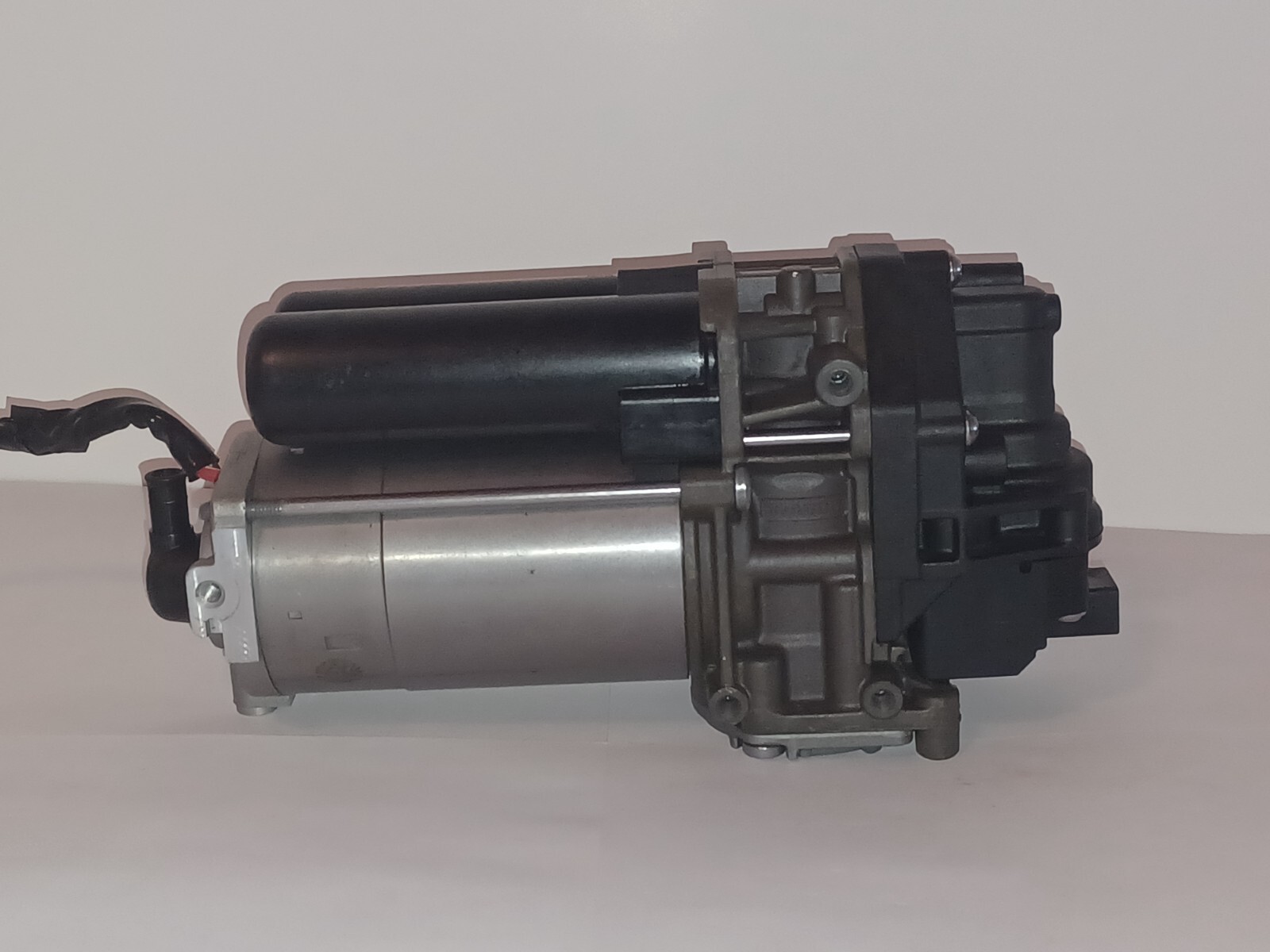 2017-2020 Porsche Panamera Air Suspension Compressor Pump OEM MADE IN ...