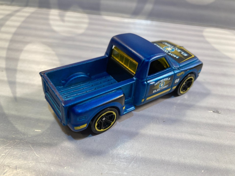 HOT WHEELS loose = CUSTOM `69 CHEVY STEP SIDE TRUCK = BLUE br | eBay