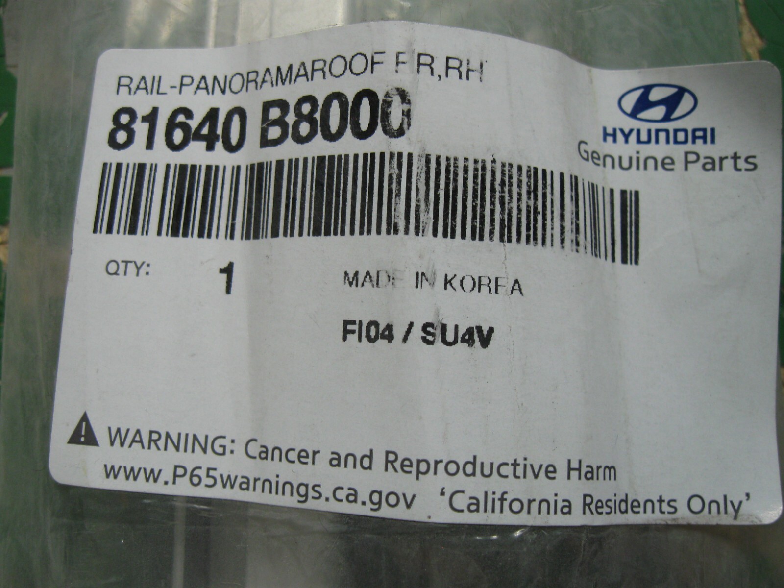 Hyundai 81640-B8000 Right Rear Panoramaroof Rail for 13-18 Santa Fe ...