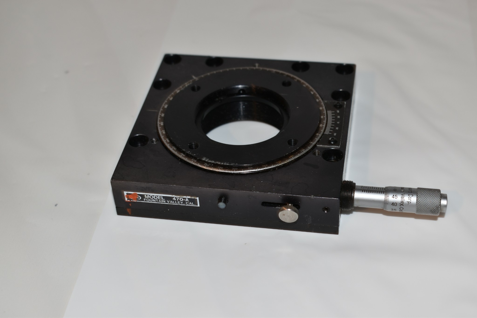 JM NEWPORT NRC MODEL 470-A ROTATIONAL STAGE 4.5"X 4.5" 2" DIAM (VQ83 ...