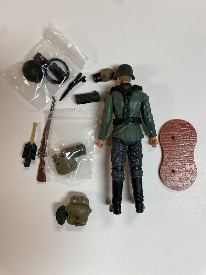 1:18 Marauder Task Force WWII German Army Rifleman Geared Up Figure WW2 ...